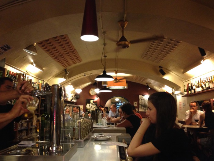 Bar del Pla, vermut, tapes, cerveza y placer – El Salón by BCNkitchen